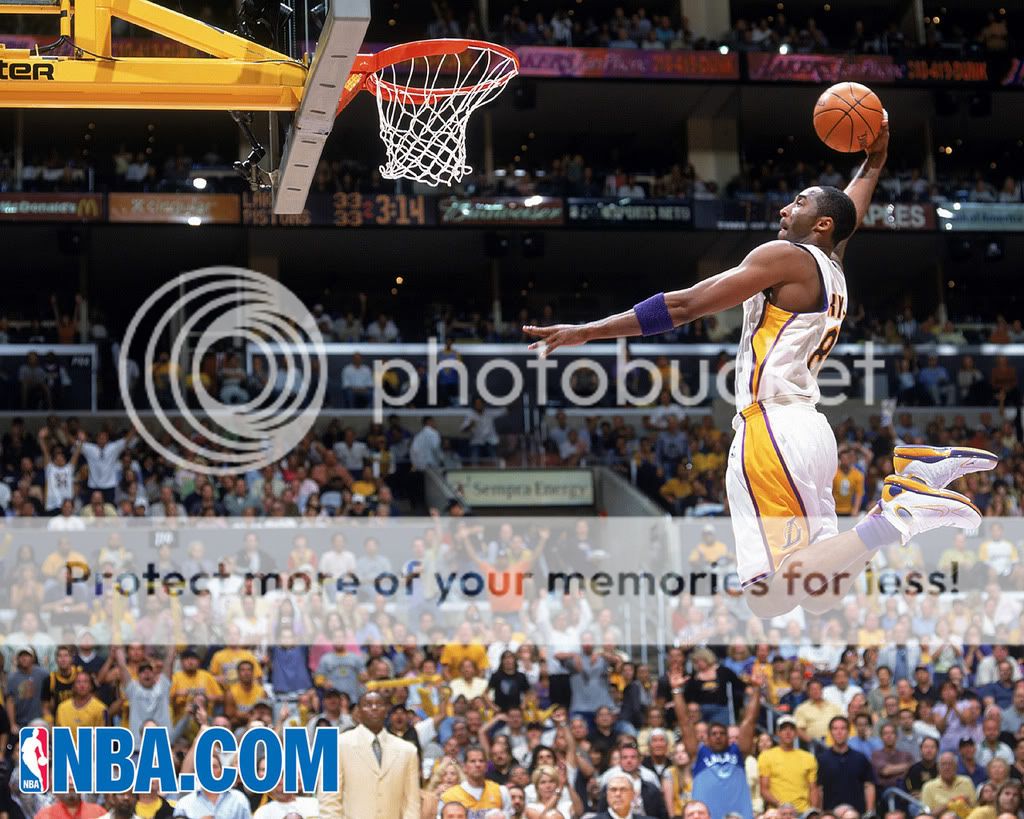 Can Kobe Ever Dream of a One Handed Tomohawk Dunk Like This? - Page 7